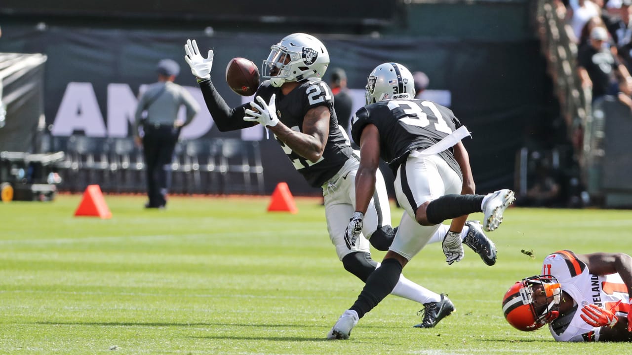 Can't-Miss Play: CB Gareon Conley takes tipped pass for pick-six