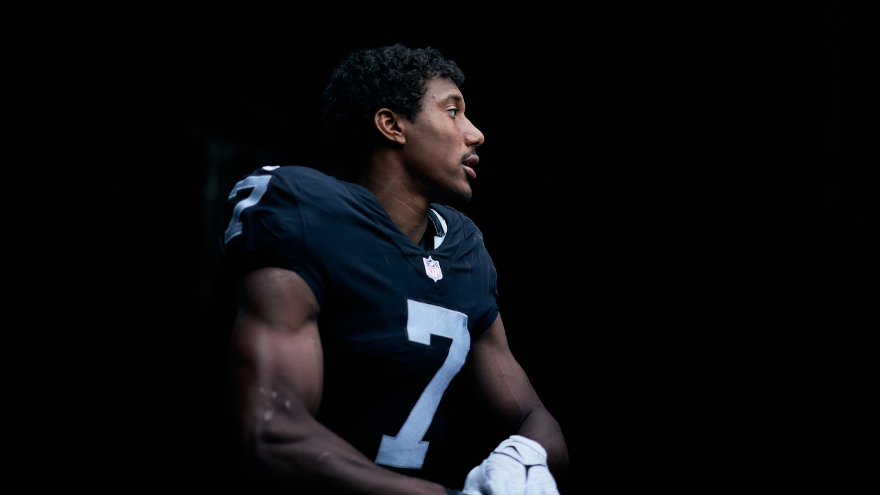 Confidence high for 'hard-working' Zay Jones stepping up in the offense