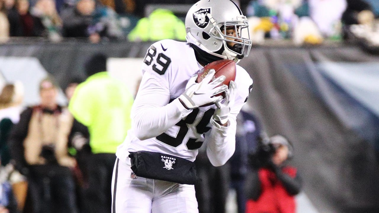 Can't-Miss Play: Amari Cooper Torches Jalen Mills For 63-Yard TD