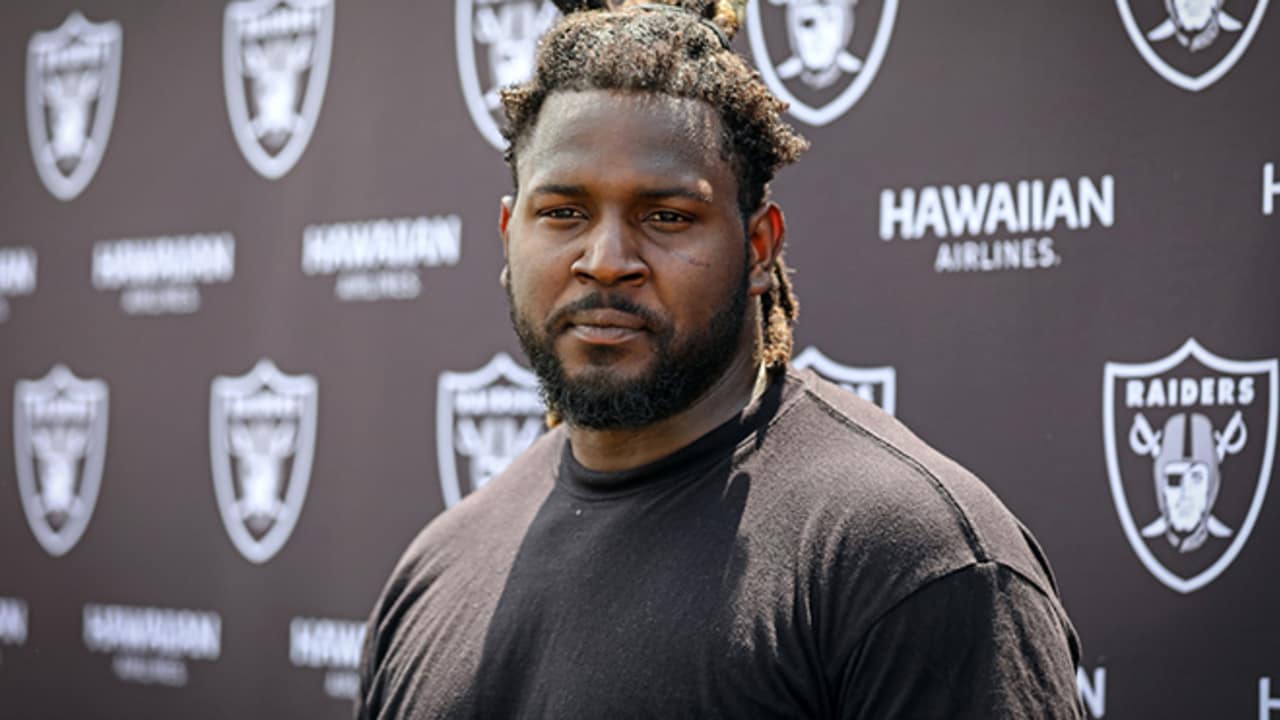 Defensive End Mario Edwards, Jr., Talks Return To The Field