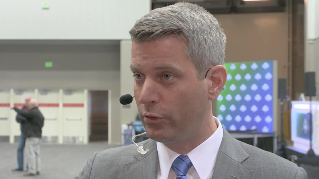 Dominik: "Derek Is A Top 10 Quarterback"