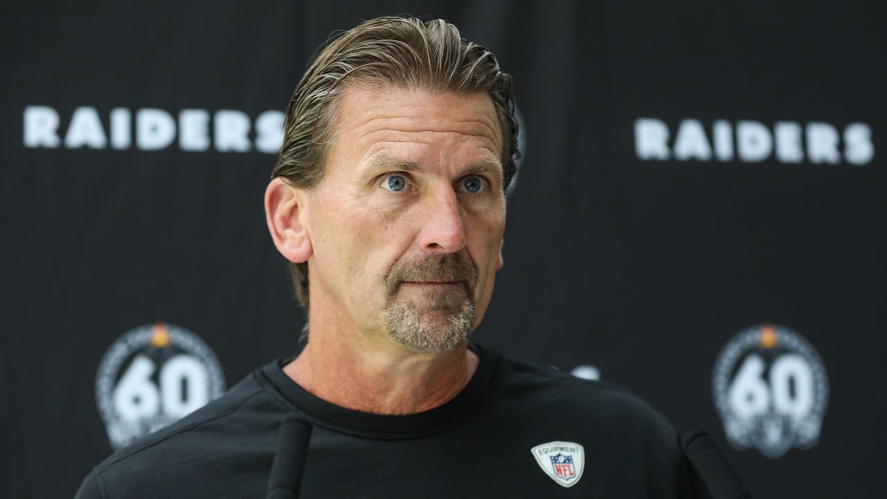 Greg Olson on Chicago's front seven and emergence of Darren Waller