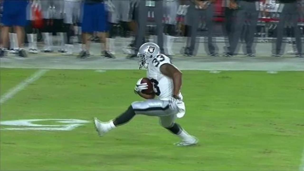 Raiders DeAndre Washington with the nice hesitation move