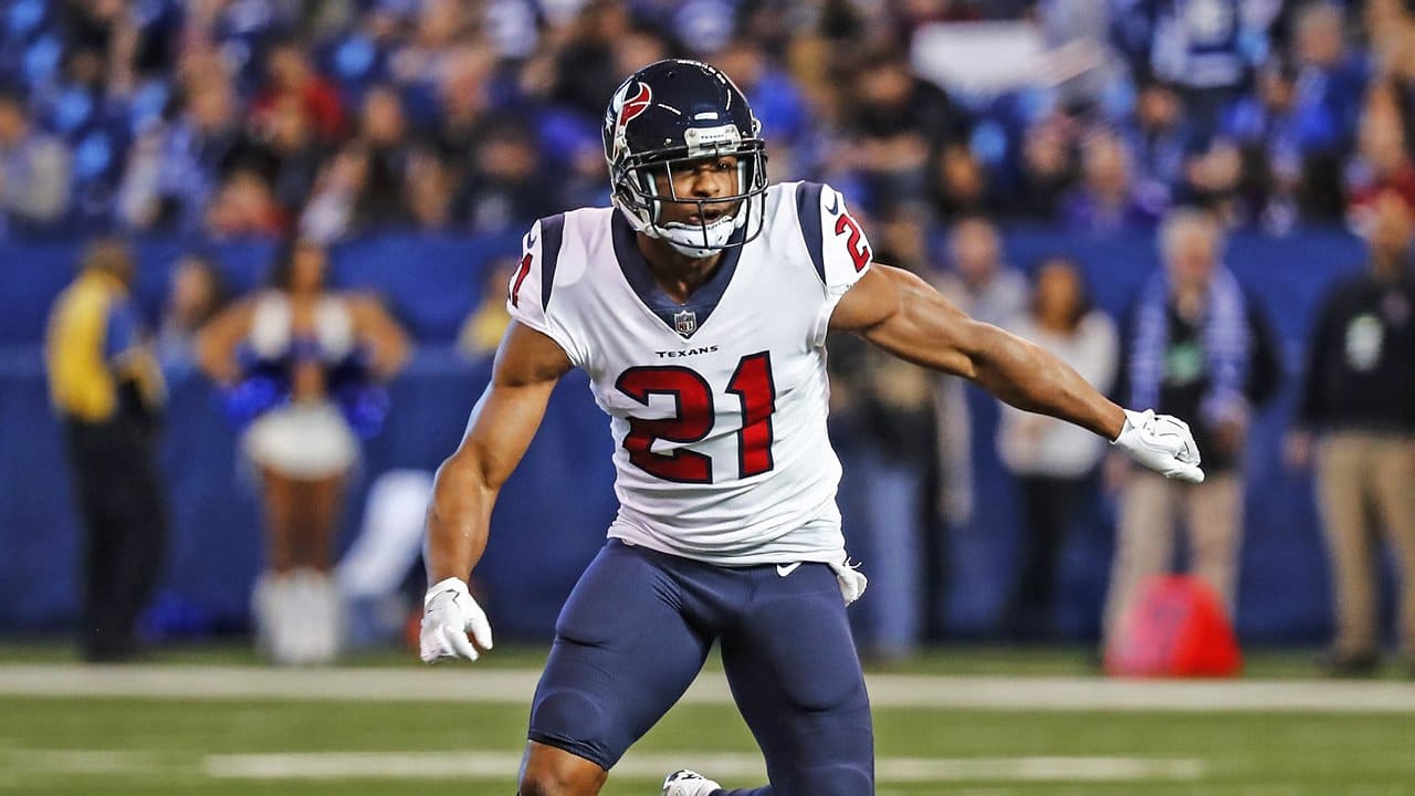 Photos: New Raiders S Marcus Gilchrist