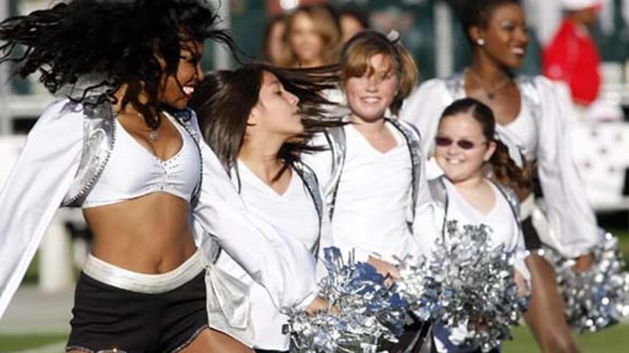 2009 Junior Raiderettes