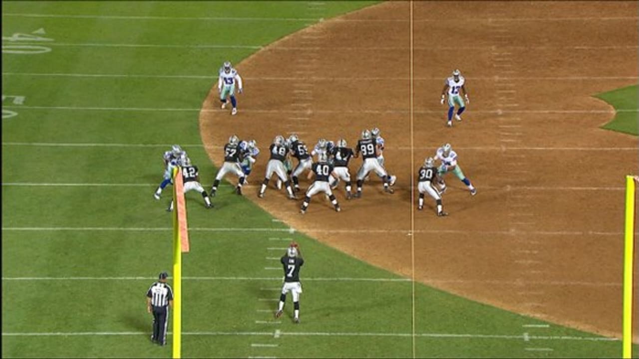Oakland Raiders linebacker Eric Harper recovers muffed punt return