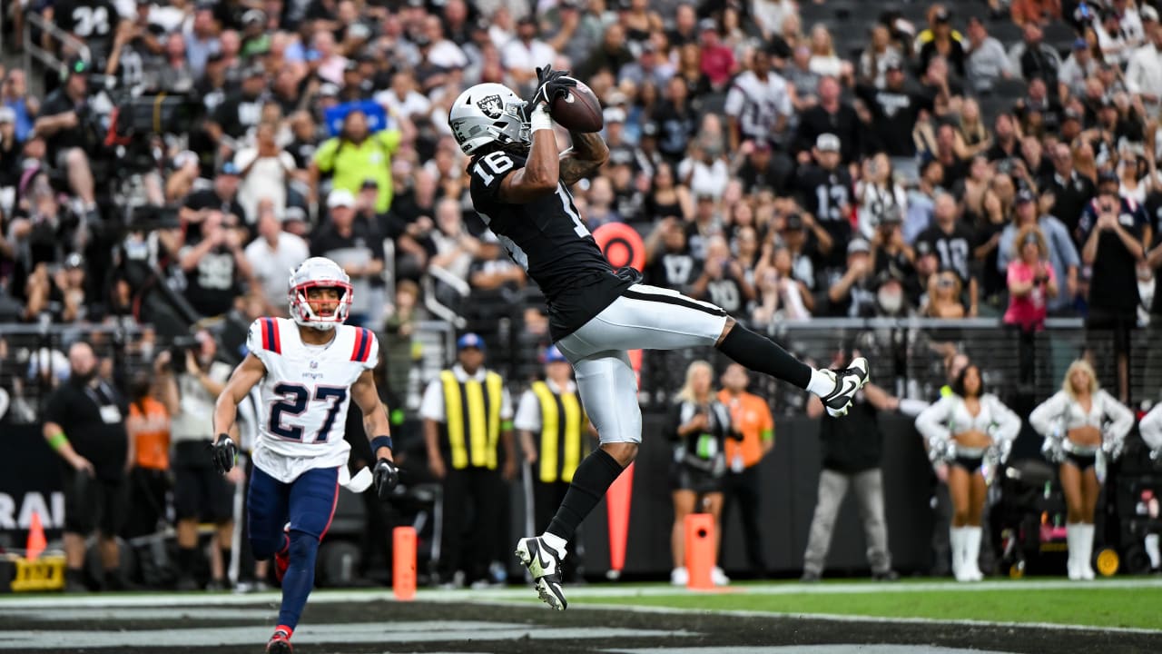 Raiders 2023 Week 6 Highlights vs. Patriots | Jakobi Meyers catches a 12-yard touchdown pass ...