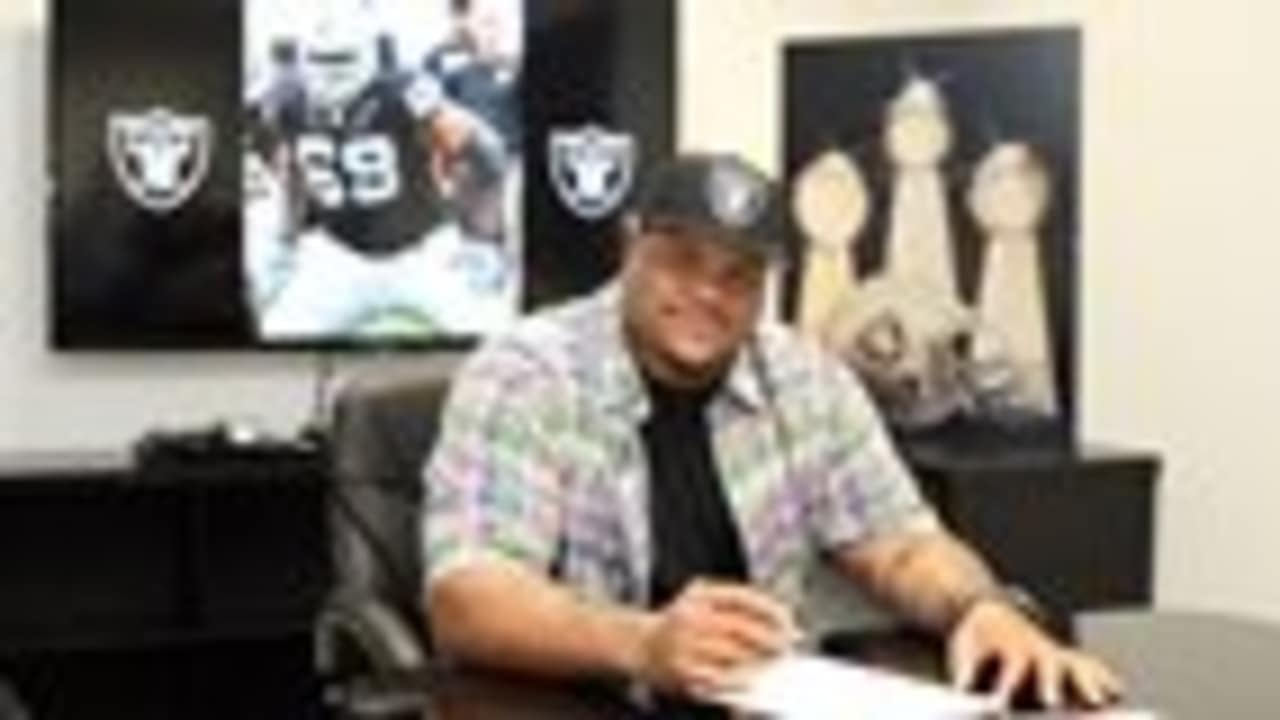 Khalif Barnes bleibt ein Raider