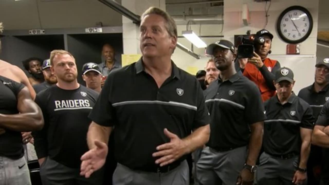 Del Rio Addresses Team After Win In Tampa Bay
