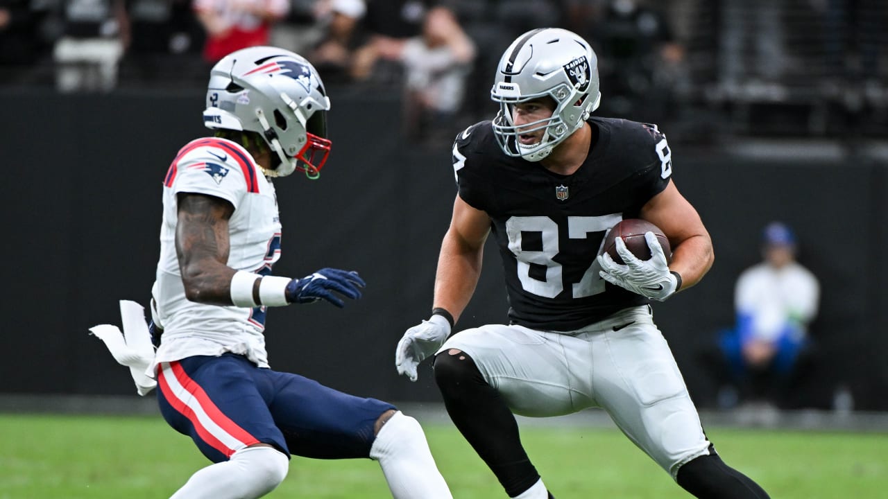 Highlights: Watch the best moments from the Raiders' 21-17 win over the ...