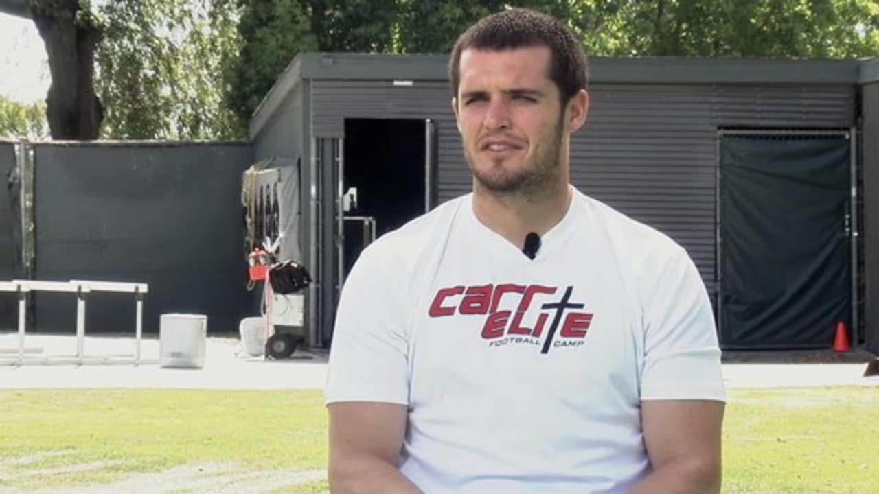 Carr Gets Praise from Future Hall of Famer