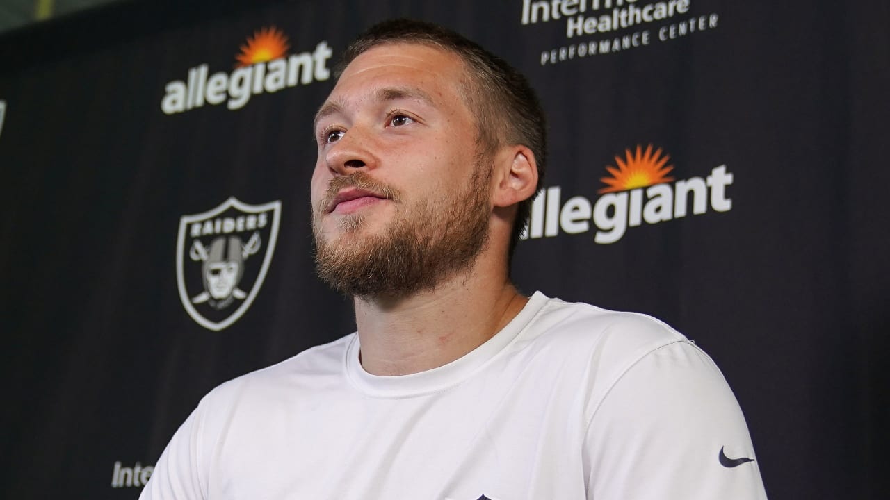 Nick Kwiatkoski on playing next to Cory Littleton and learning the defense