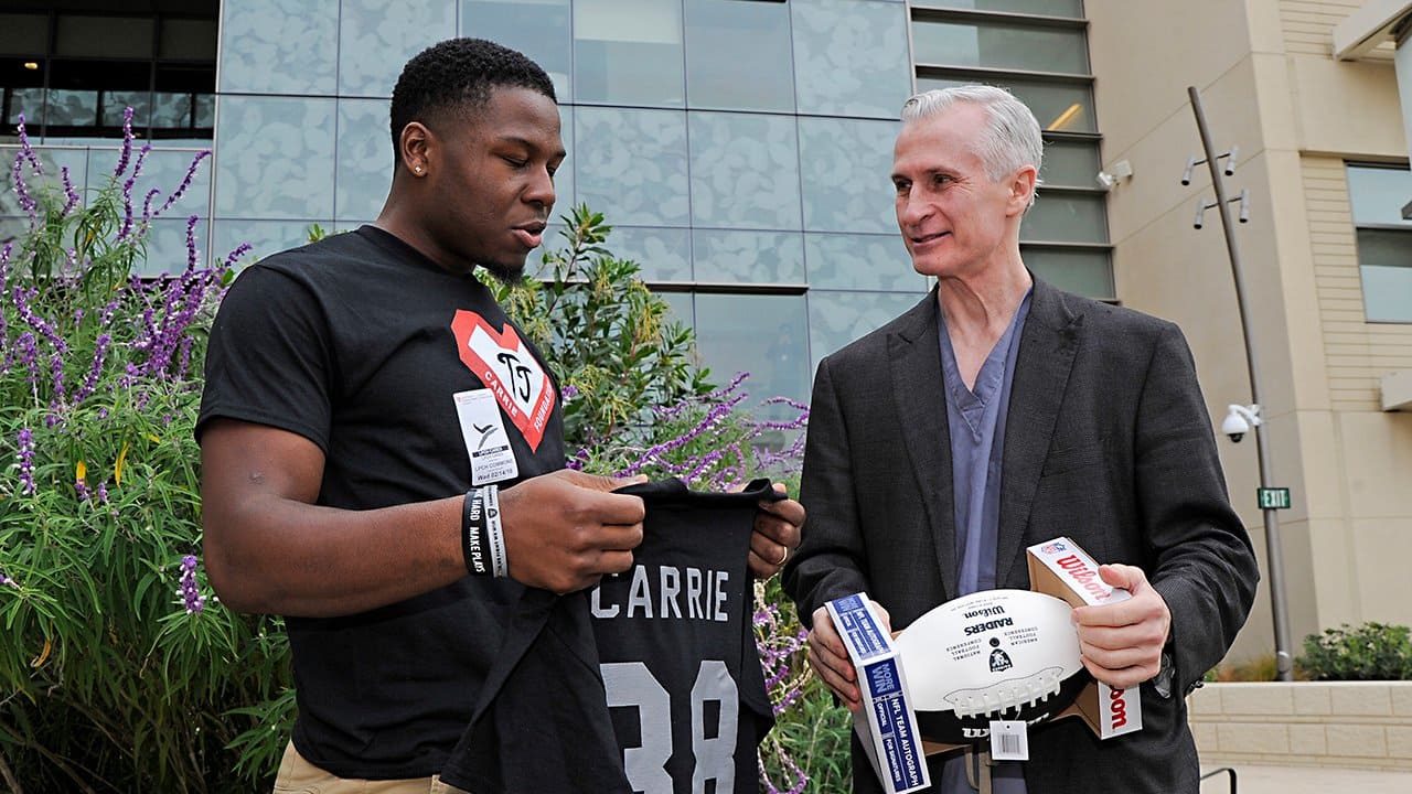 TJ Carrie Visits Stanford Children's Hospital And Reunites With Surgeon