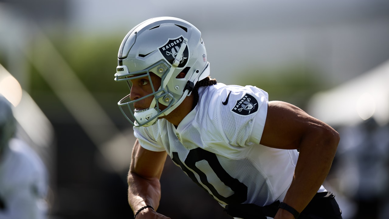 Mack Hollins making quite the impression on the Raiders' locker room