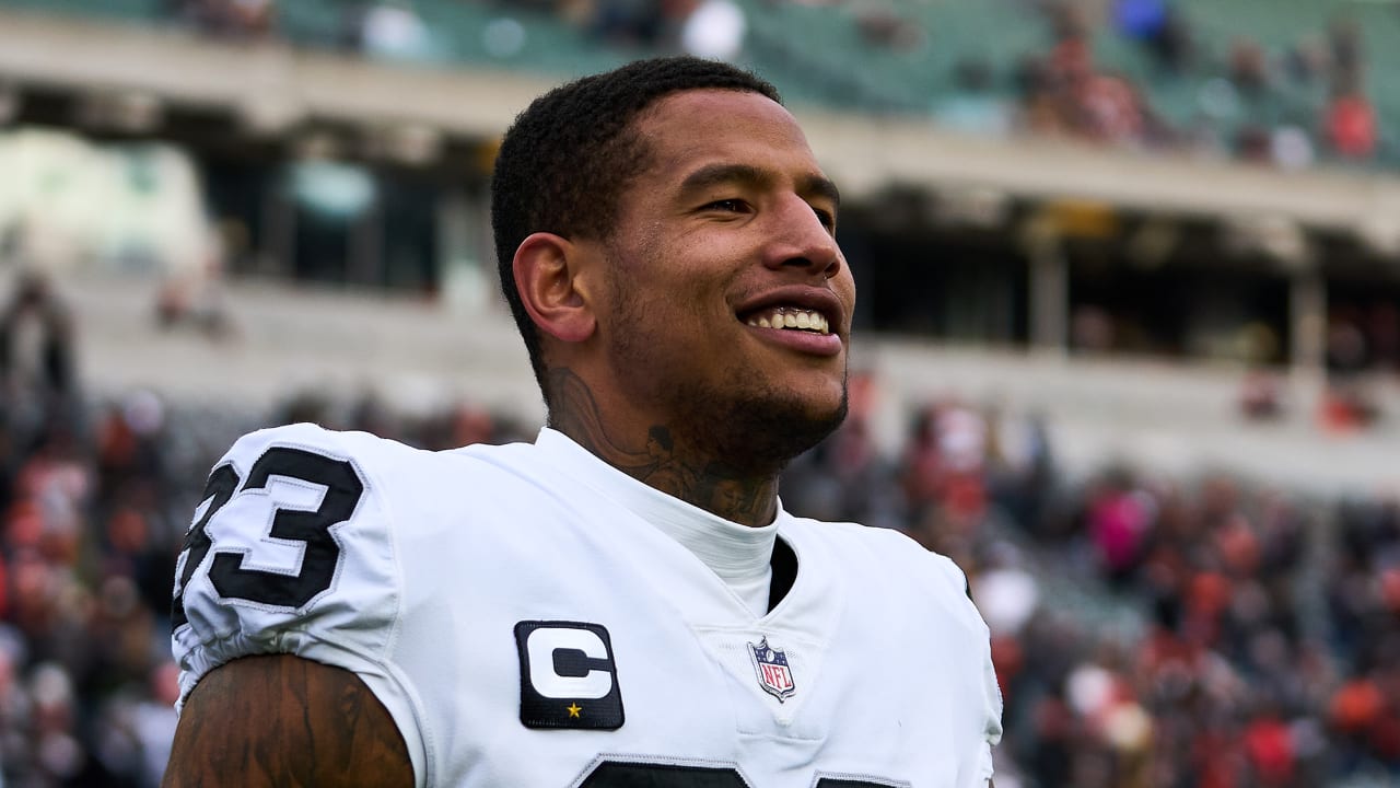 Darren Waller named recipient of Pop Warner's Inspiration to Youth Award