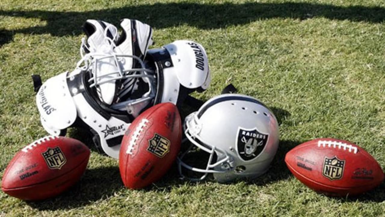 Raiders Inician Pretemporada Contra Arizona
