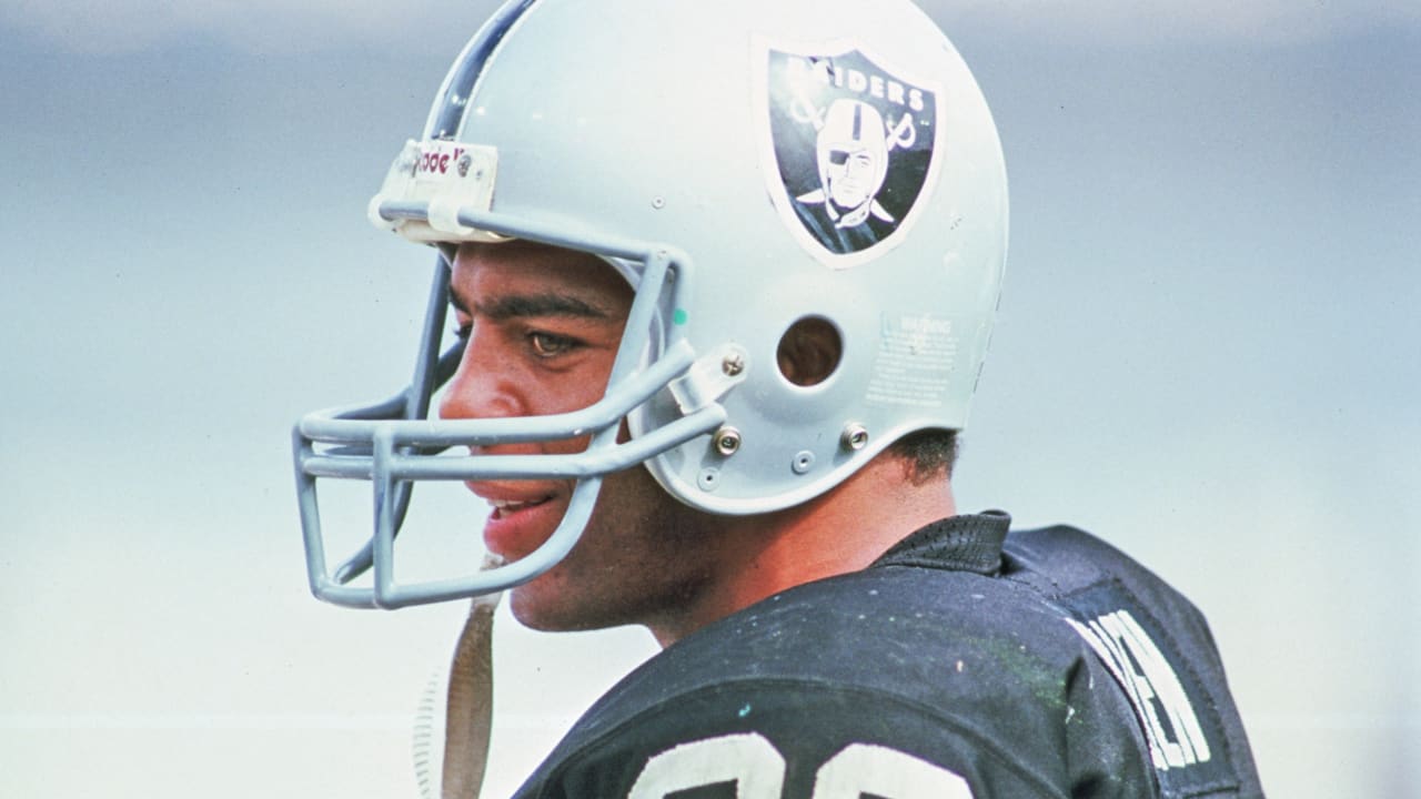 Marcus Allen's reverse run voted as one of Top 16 moments in NFL history