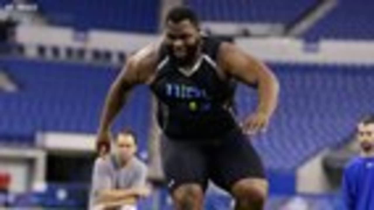 Justin Ellis kommt in der 4. Runde nach Oakland