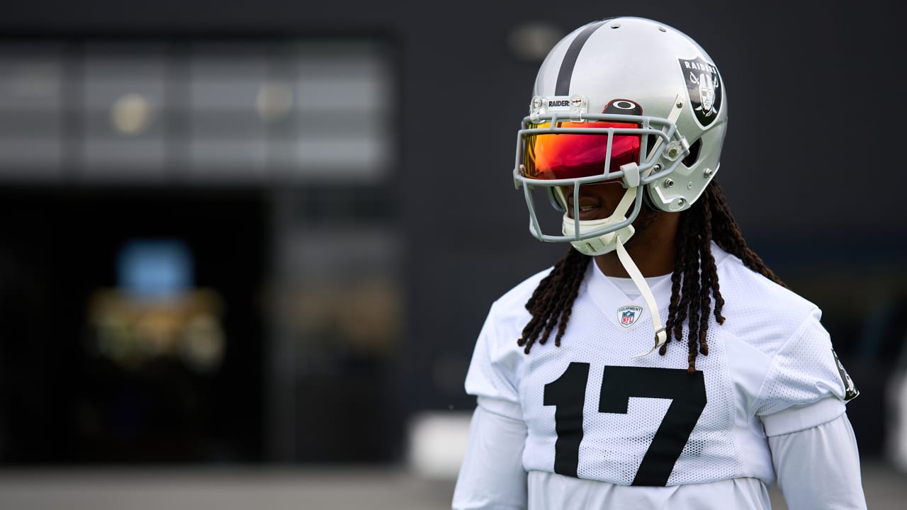 Four Raiders ranked among the top 10 of their position groups by Pro ...