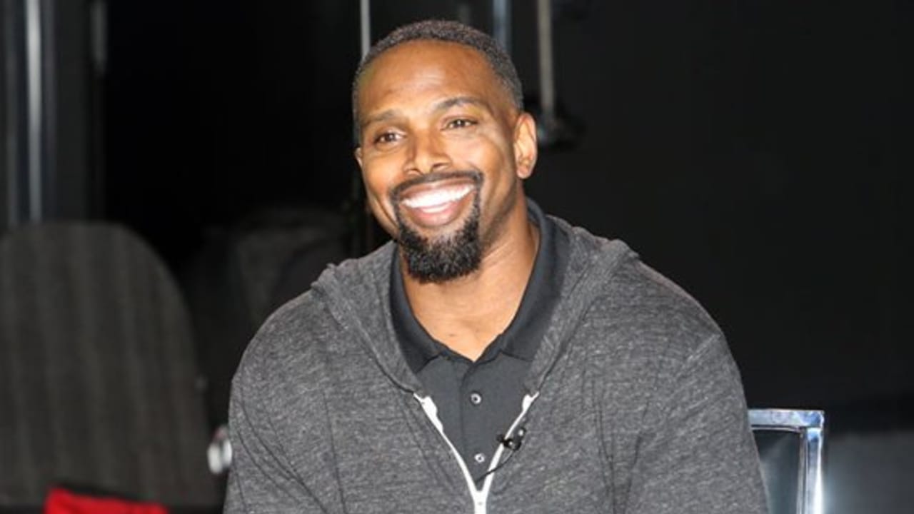 Marcus Robertson on Charles Woodson