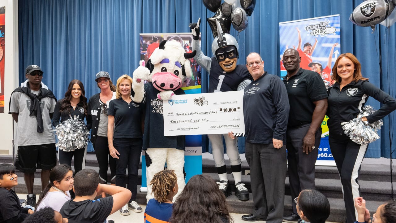 Raiders award Fuel Up to PLAY 60 Hometown Grant