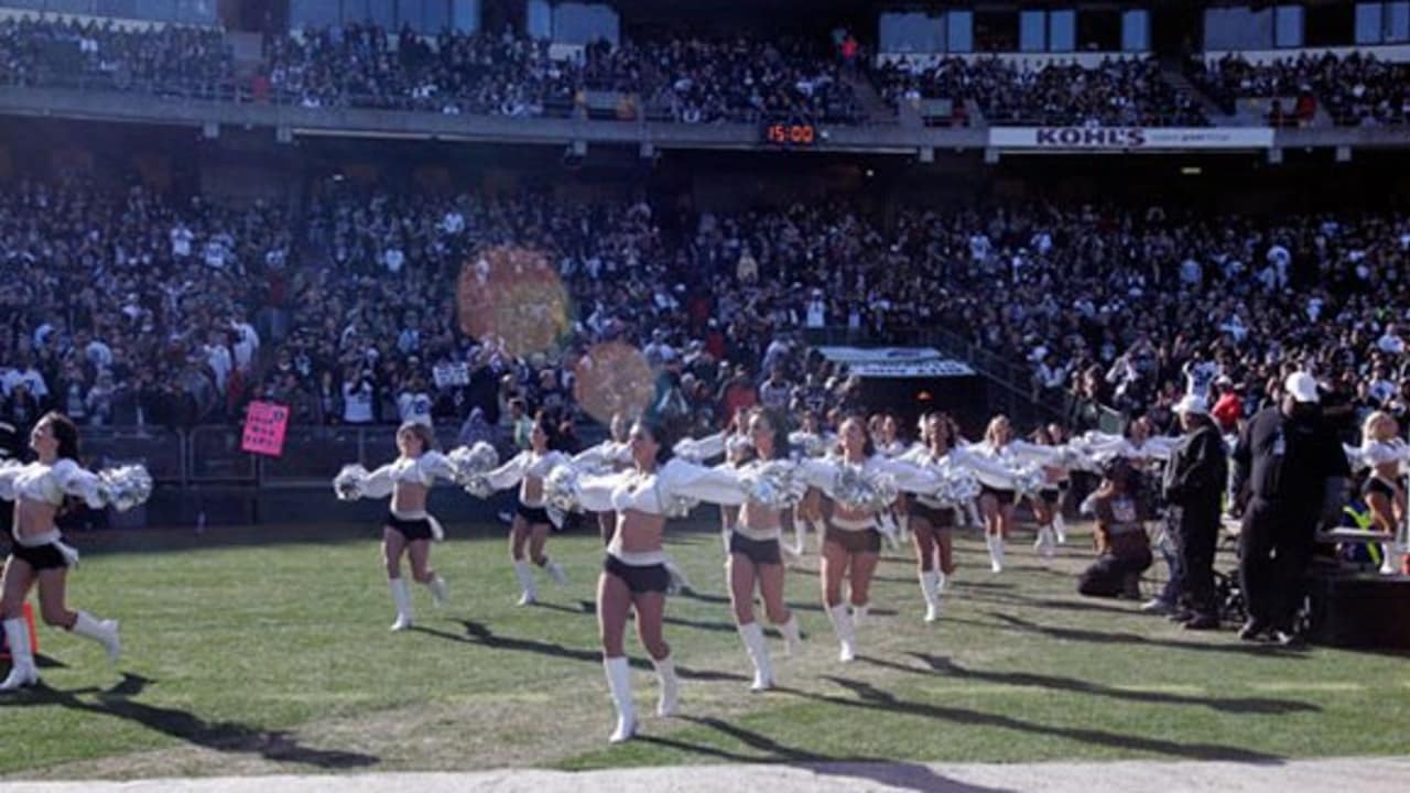 Week 17 Raiderettes
