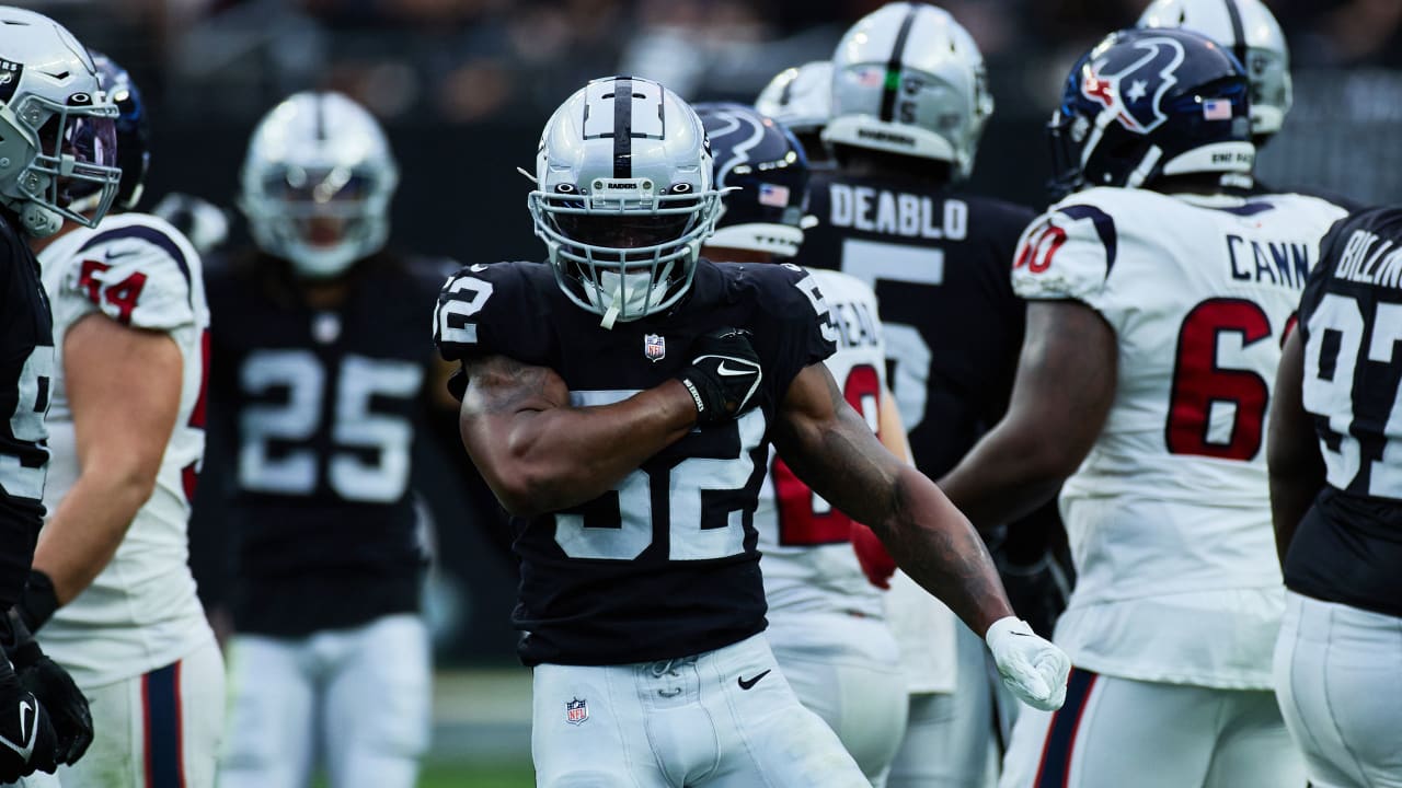 Denzel Perryman sings while mic'd up vs. Texans: 'They're trying to ...