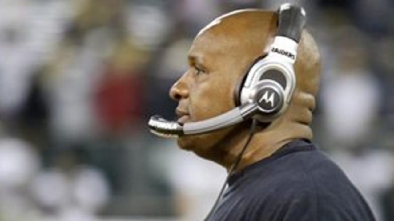 Coach Jackson 08-29-111