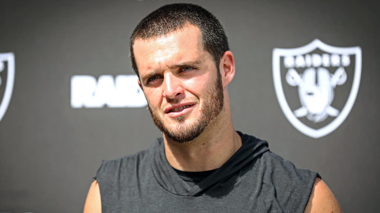Derek Carr: "Go Through Your Reads And Just Play Football"
