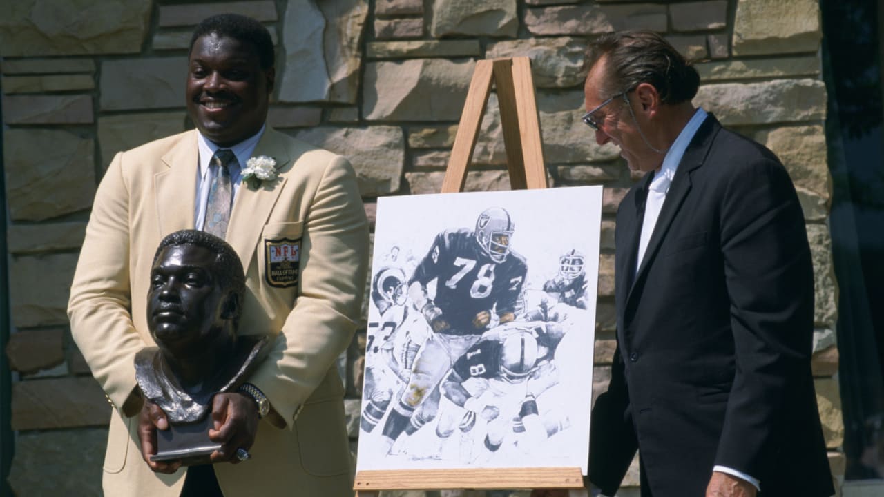 Watch Art Shell's 1989 Pro Football Hall of Fame enshrinement speech