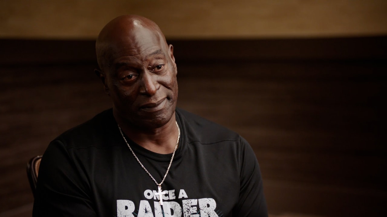 Watch: Cliff Branch taught Reggie Kinlaw how to be a Raider