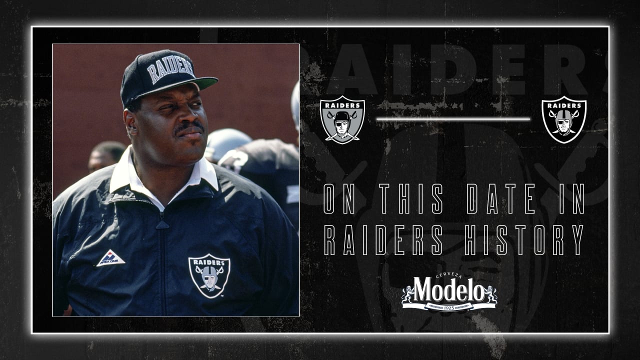 On This Date: Art Shell becomes head coach of the Raiders