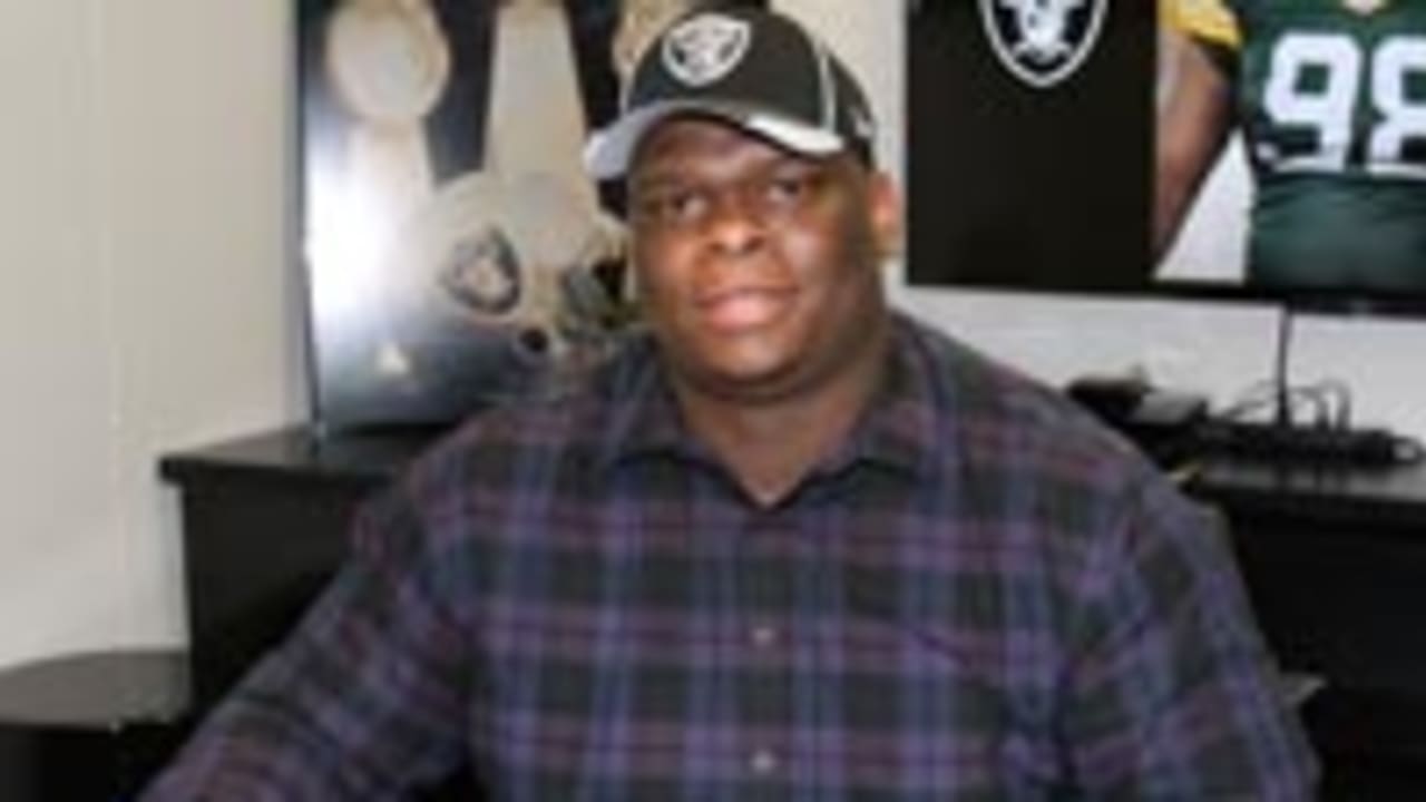 Raiders Sign C.J. Wilson