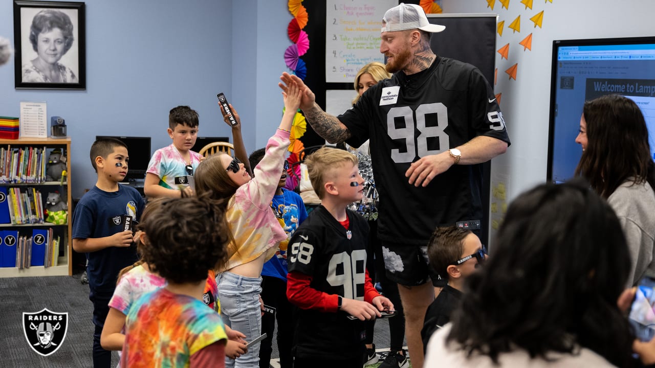 Las Vegas Raiders recognize academic achievement, engage students ...