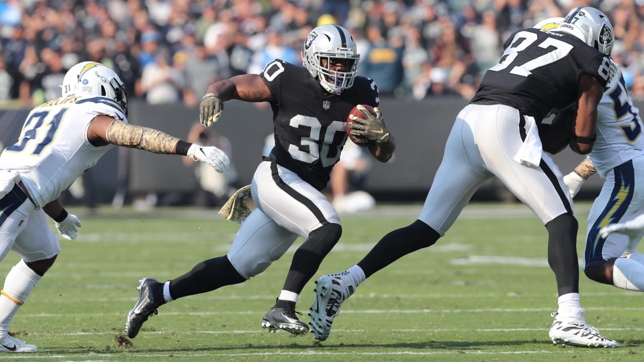 Snap Counts: Week 10 vs. Chargers