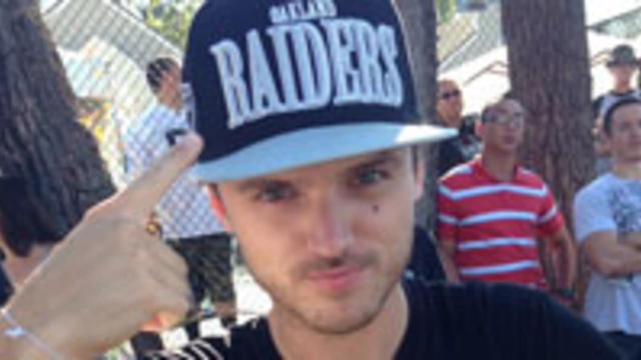 Lead Singer of The Cab a Big Raiders Fan