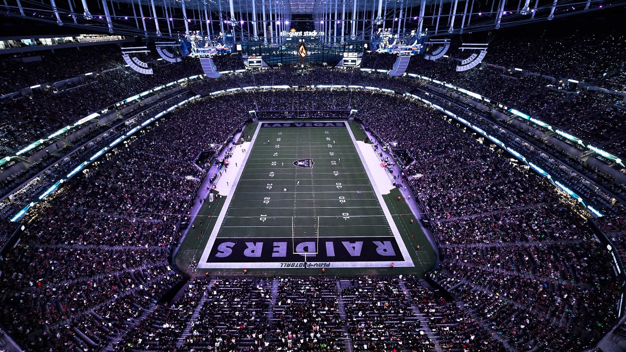 Trailer: It's showtime in Vegas | Raiders vs. Ravens