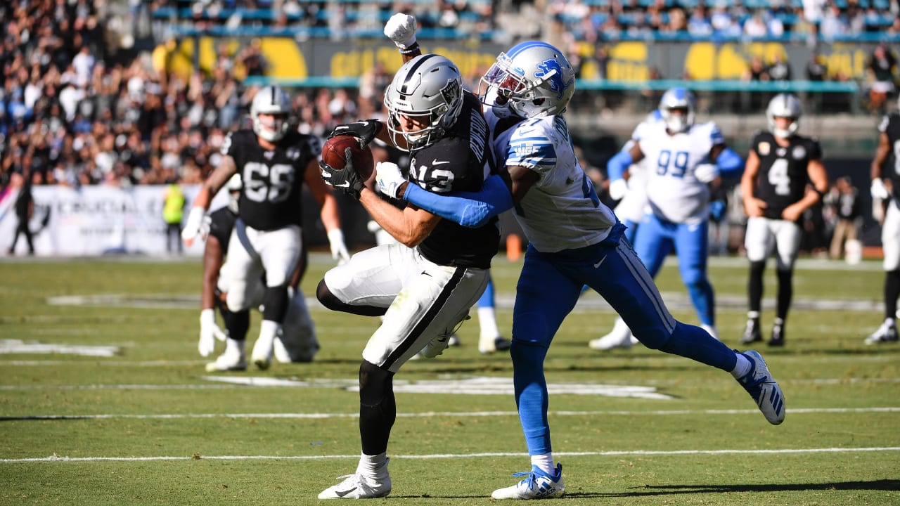 Renfrow finds space for 17-yard catch