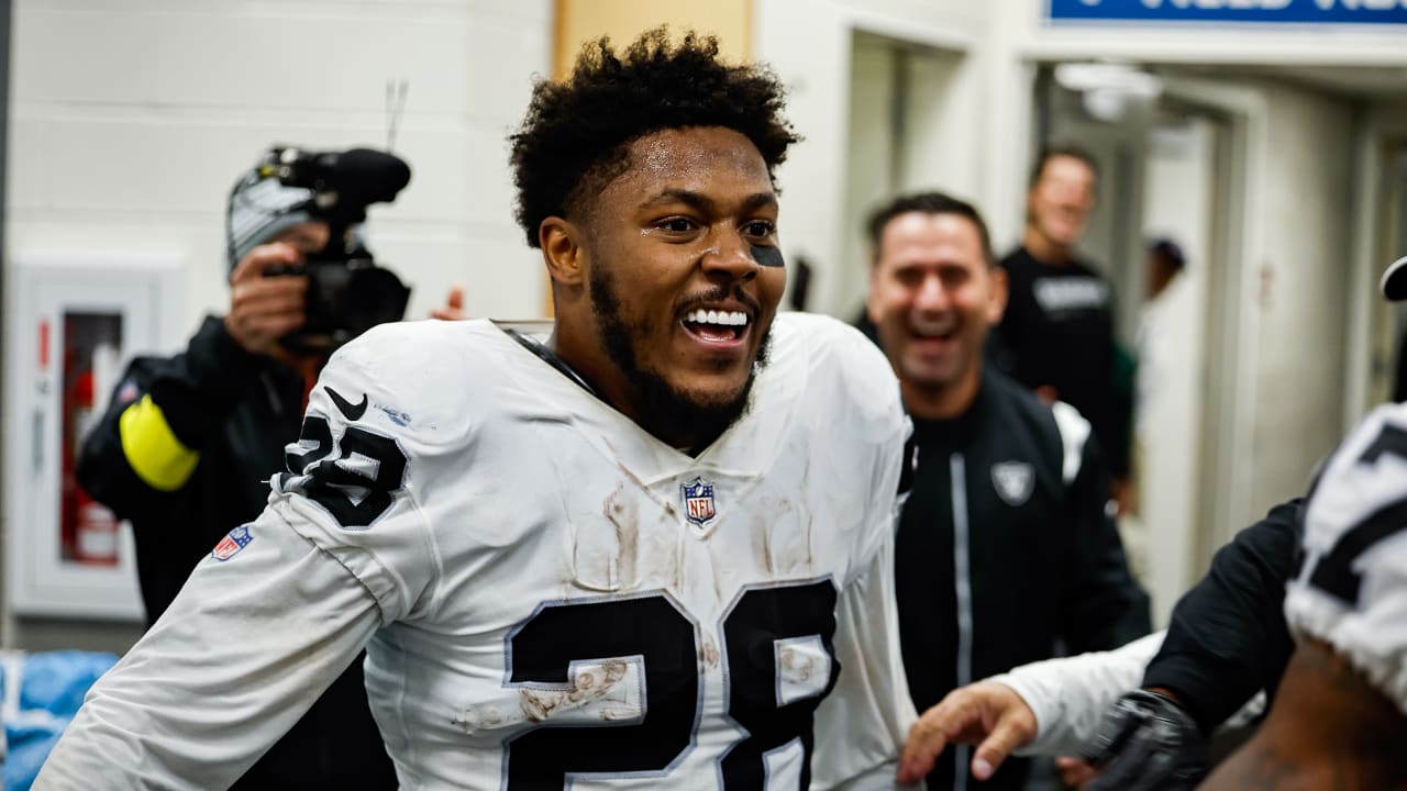 Social Reactions: Resilient Raiders celebrate win over Seahawks