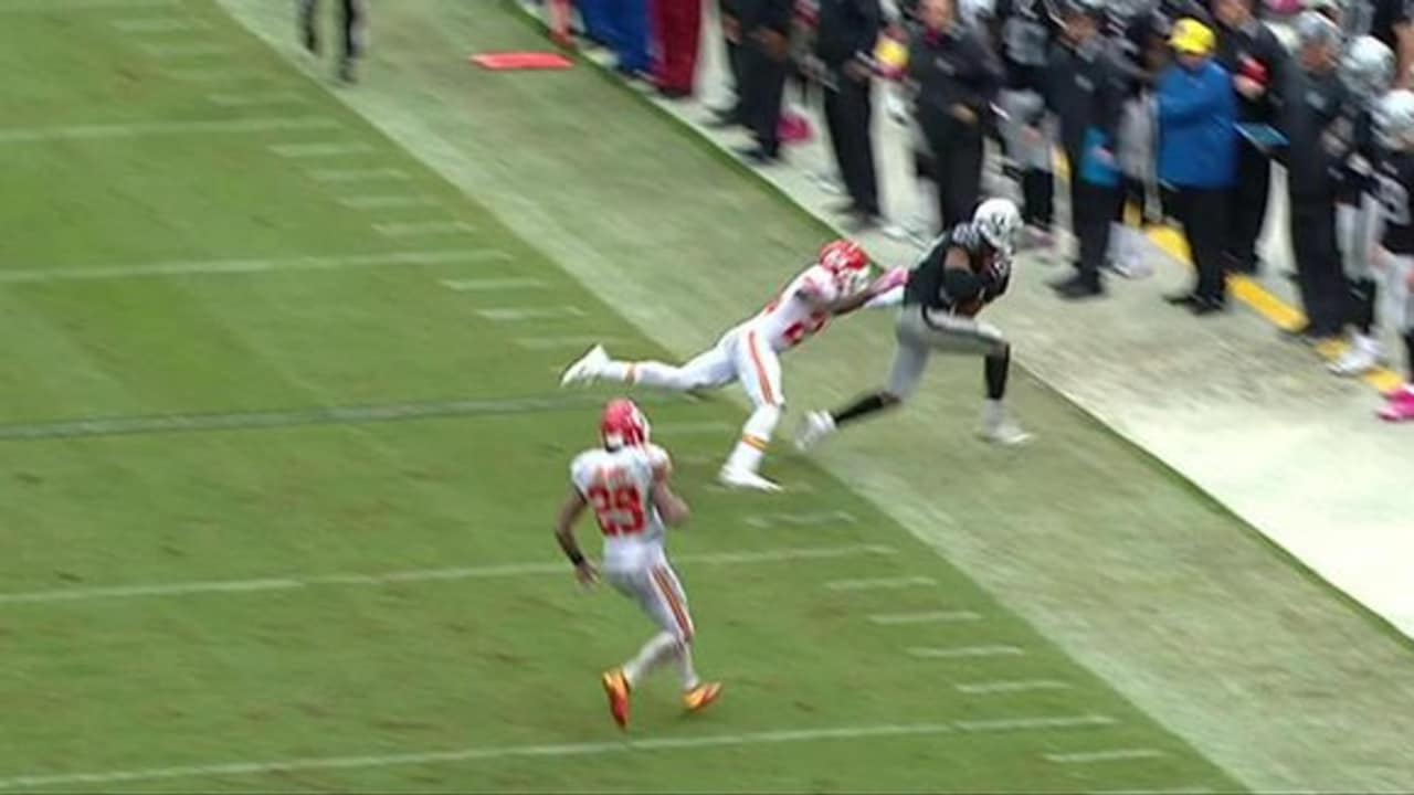 Amari Cooper shows toe-drag swag on 15-yard sideline catch