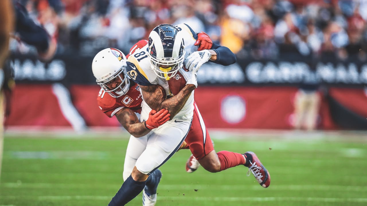 Gerald Everett jaws with Antoine Bethea after physical catch