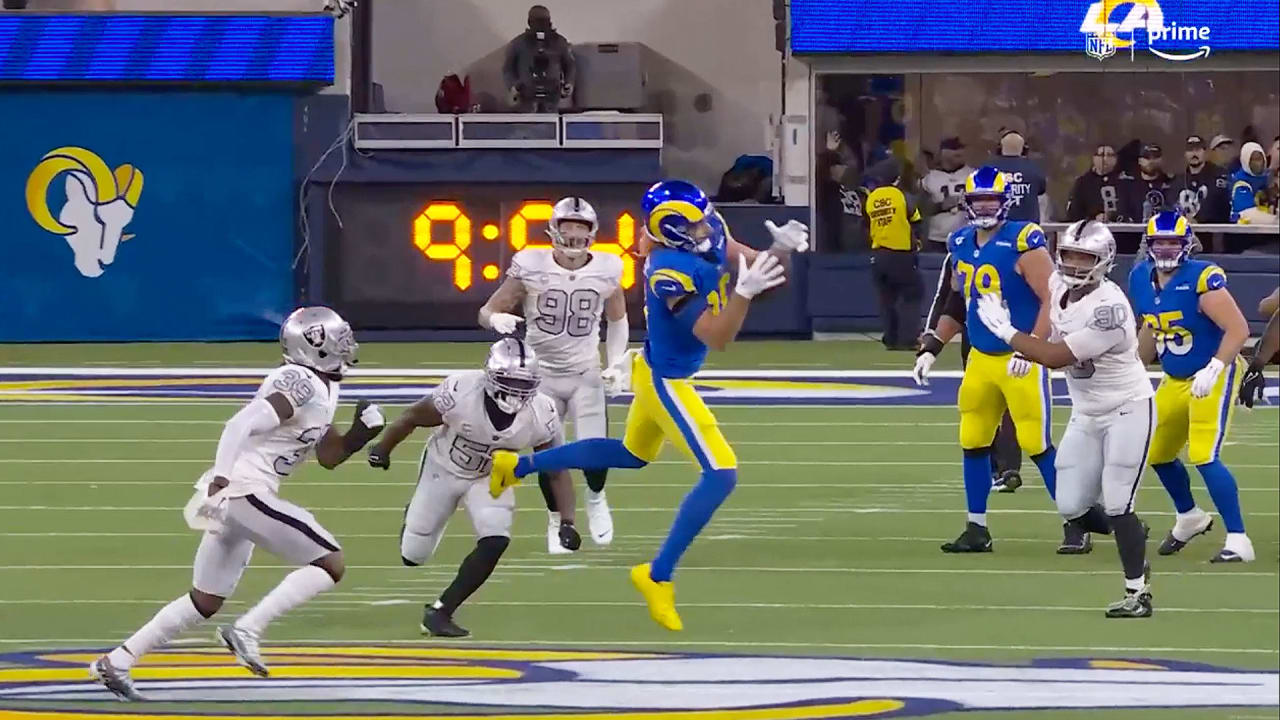 Los Angeles Rams wide receiver Ben Skowronek hauls in a 14-yard pass ...