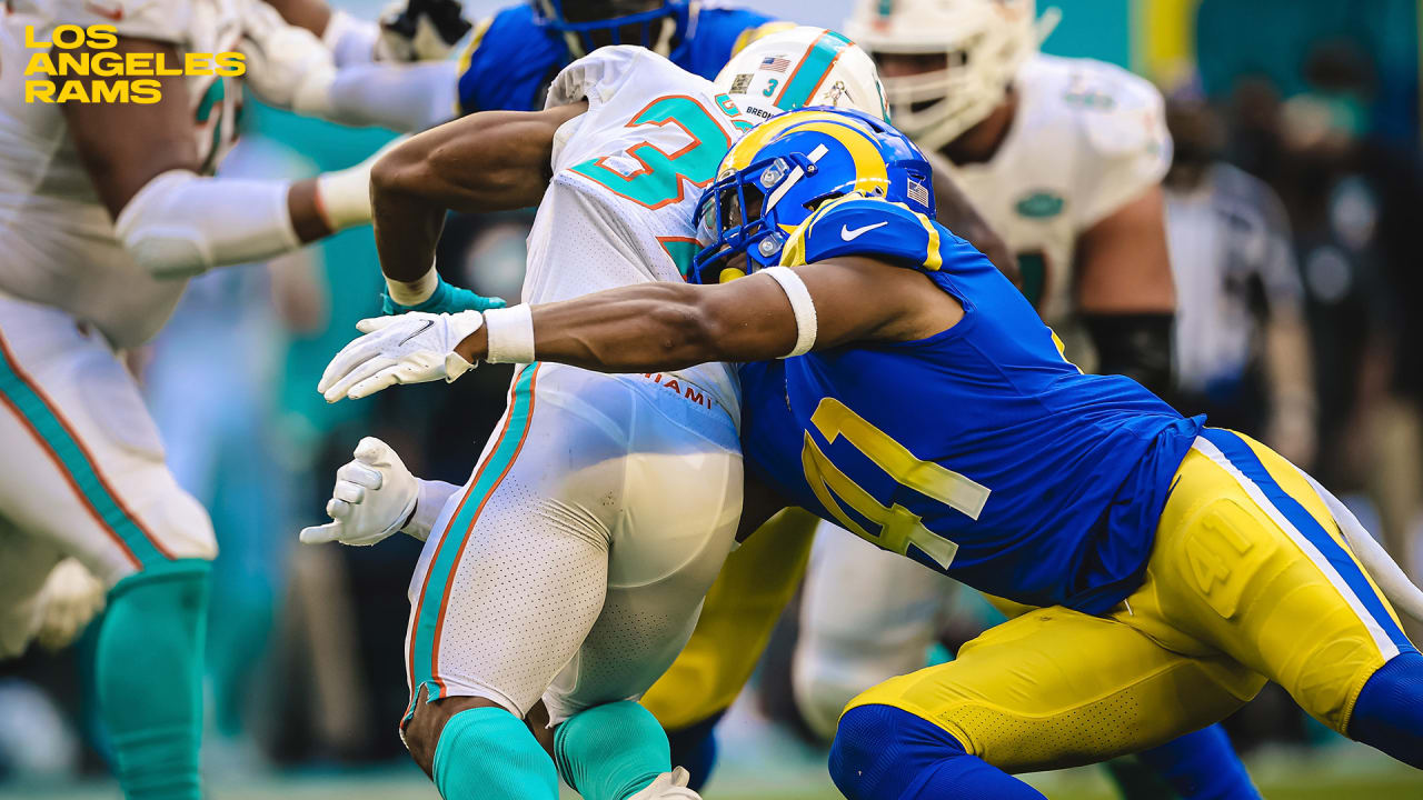 PHOTOS: Rams take on Miami Dolphins for Week 8