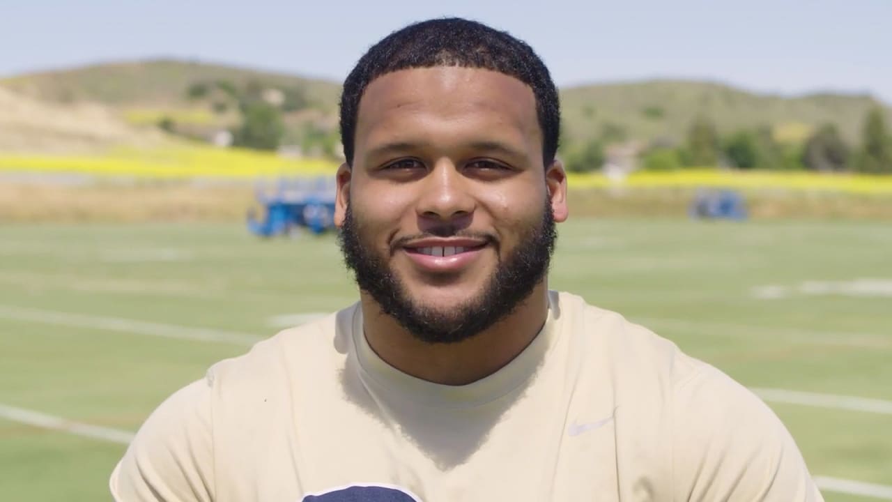 Los Angeles Rams Draft Stories Rewind | Defensive lineman Aaron Donald ...