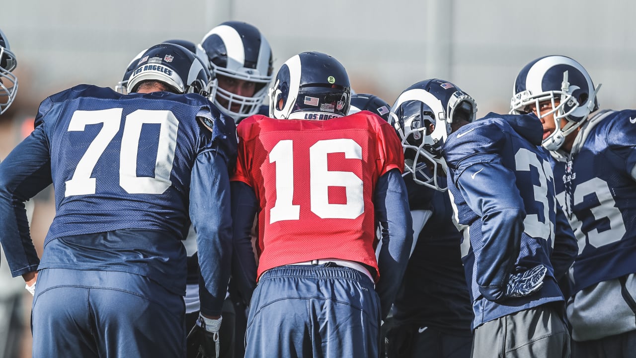 Game Preview: Rams Head to Chicago with Chance to Clinch First-Round Bye