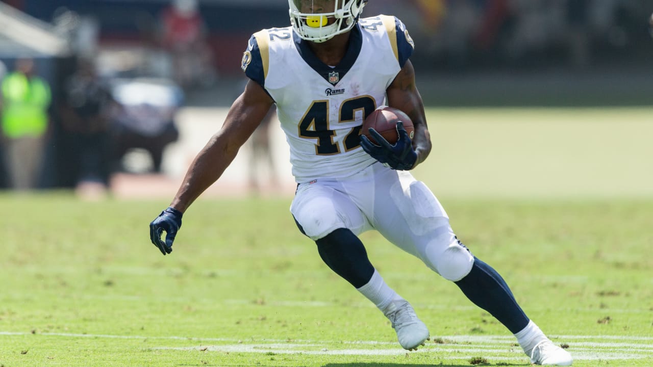 RBs Justin Davis, John Kelly Both Active for Week 14