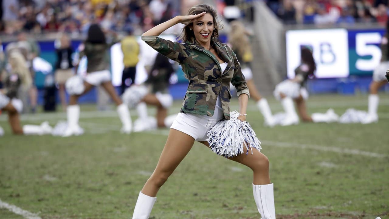 PHOTOS: Rams Cheerleaders Week 10