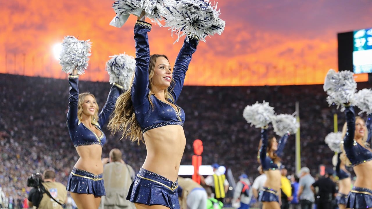PHOTOS: Rams Cheerleaders Week 14