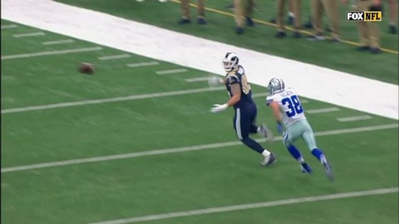 Higbee Catches and Runs for 29-yard Gain