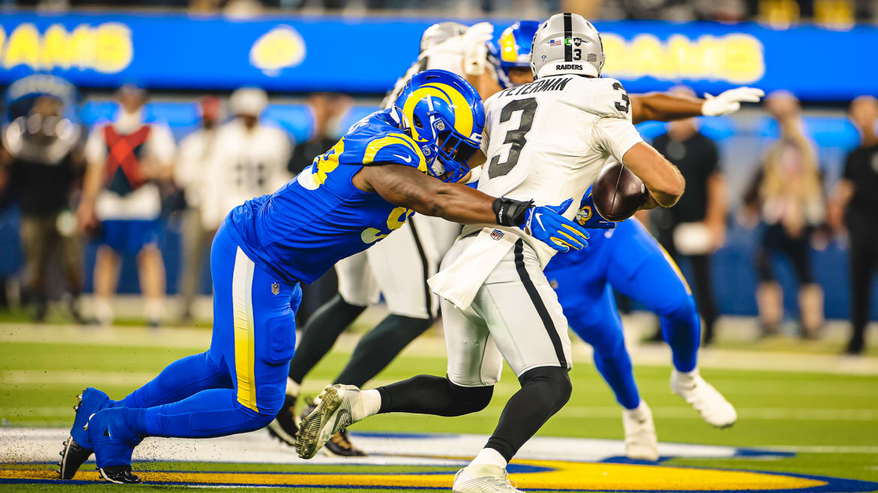 Highlights: Rams DL Eric Banks blows by Raiders' O-line for sack